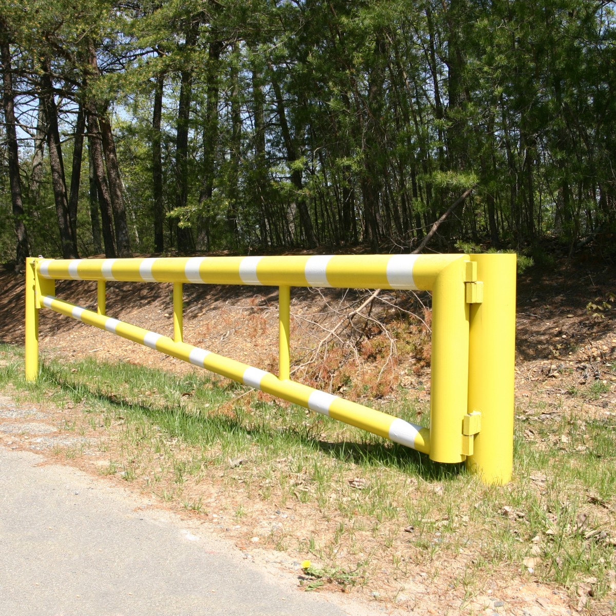 quantico industrial triangle gate - Virginia Ironworks